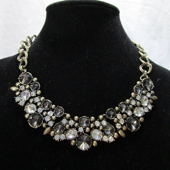 Jewelry | Necklace With Grey Rhinestones And Crystal Design | Poshmark